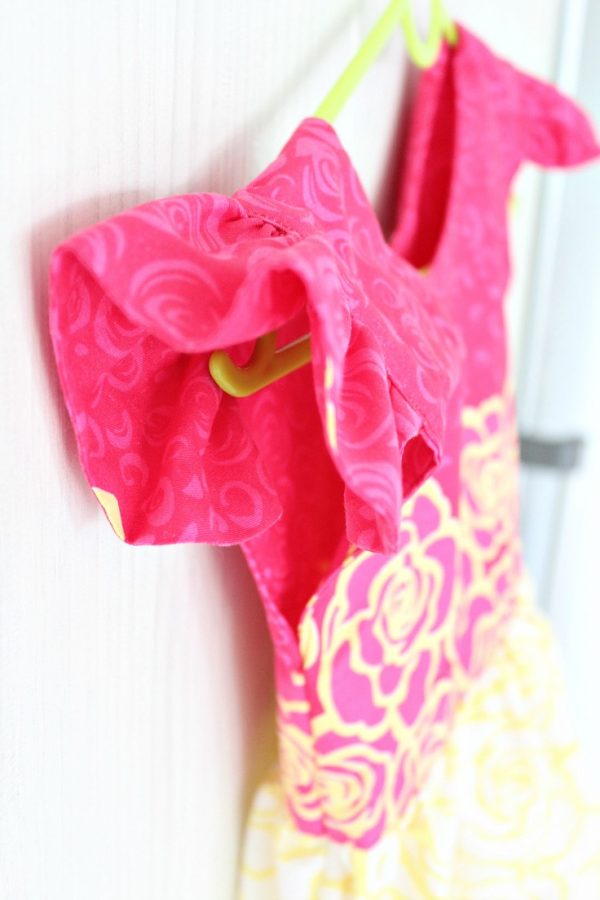 How to Sew a Flutter Sleeve Dress Pattern - Easy Peasy Creative Ideas