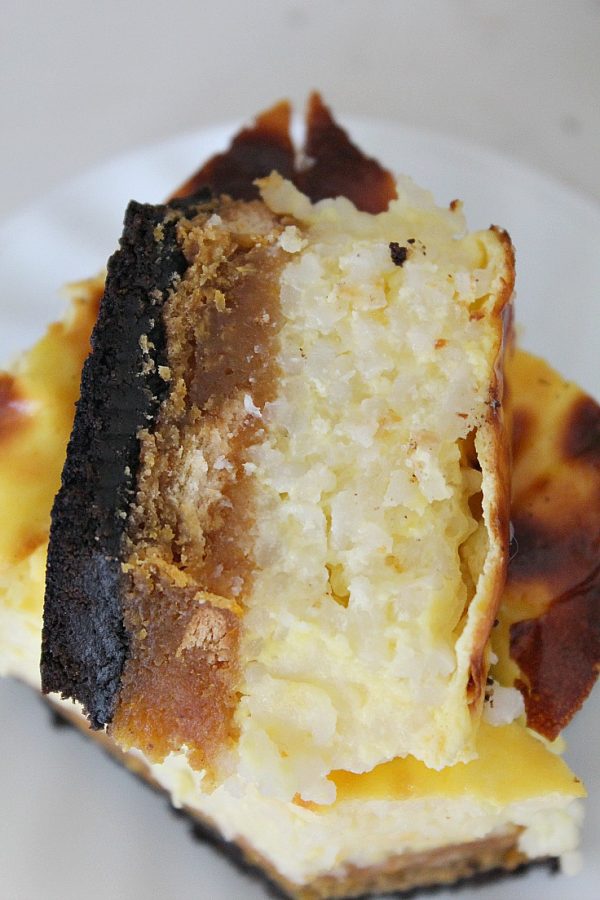 Rice Pudding bars with Oreo and pumpkin crust - Easy Peasy Creative Ideas
