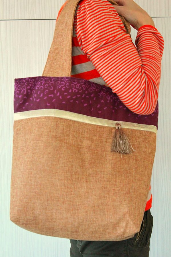 How to Sew a Multi Pocket Tote Bag - Easy Peasy Creative Ideas