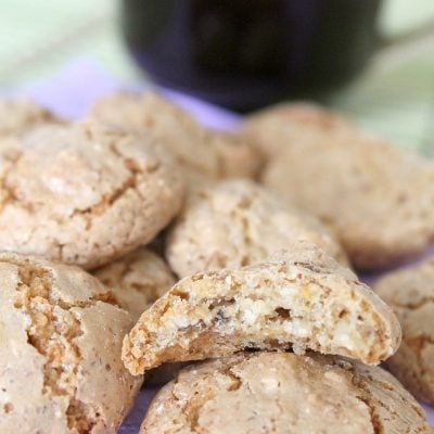 Decadent Almond Macaroons - Easy Peasy Creative Ideas