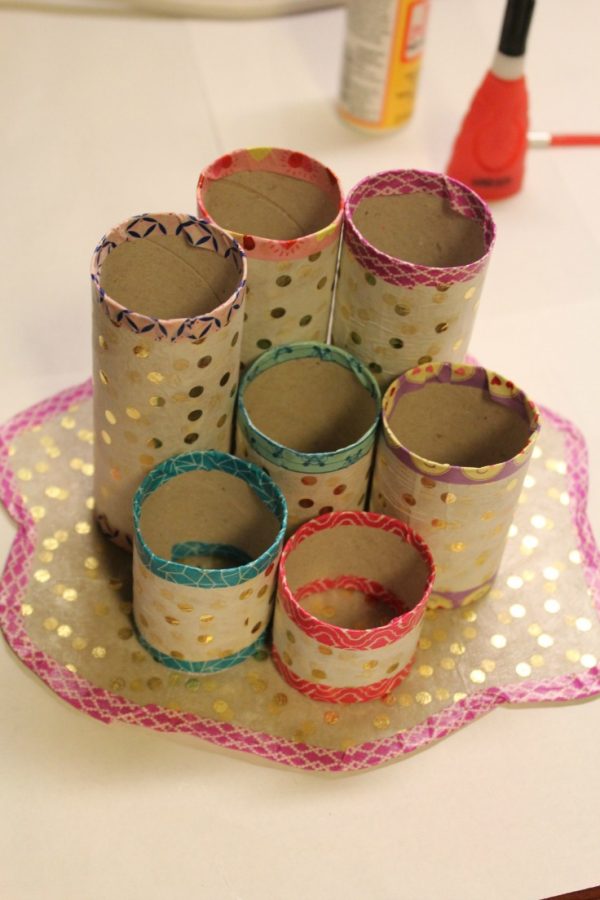 DIY Pen Organizer with Paper Tubes - Easy Peasy Creative Ideas