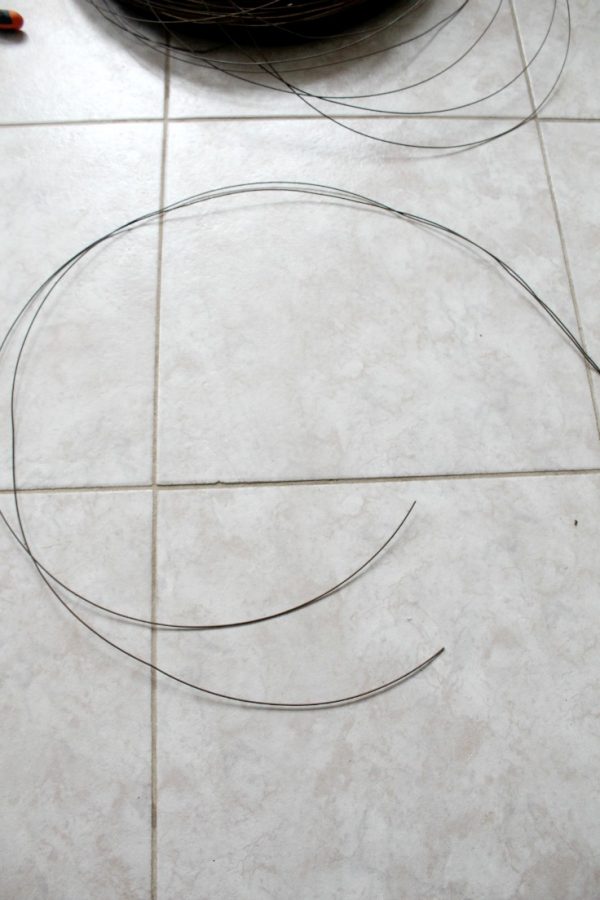 Snowman Decorations With Wire - Easy Peasy Creative Ideas