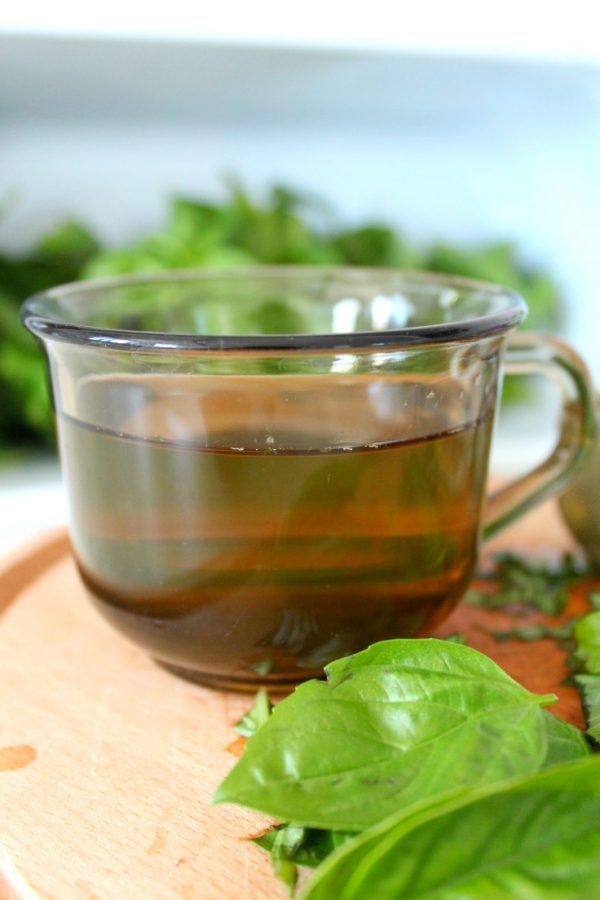 How To Make Basil Tea With Fresh Ginger, Lemon Juice & Honey