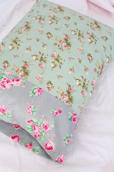 Pillowcase Tutorial Easy Sew For The Absolute Beginner