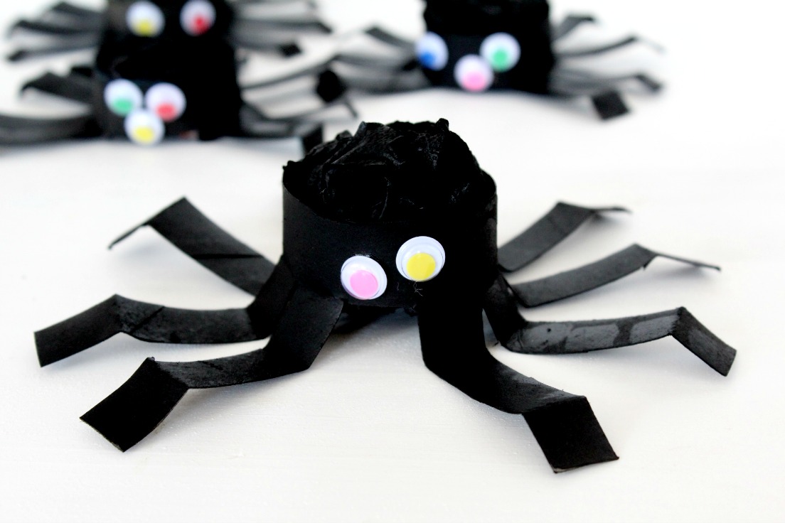 DIY Halloween Spider Tutorial