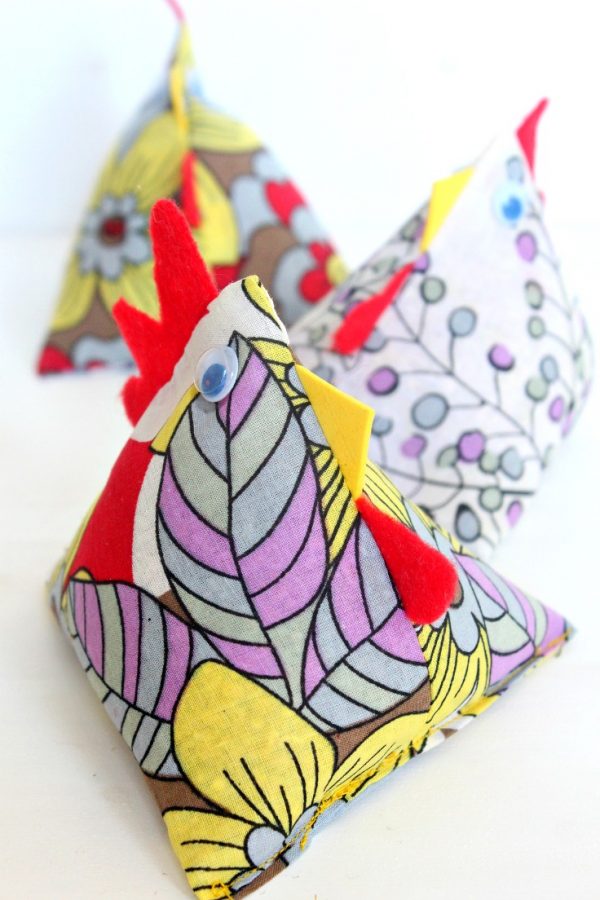 Adorable Chicken Pattern Weights Sewing Tutorial - Easy Peasy Creative ...