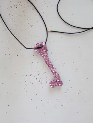 DIY Glitter Key Necklace 5 Minutes Tutorial