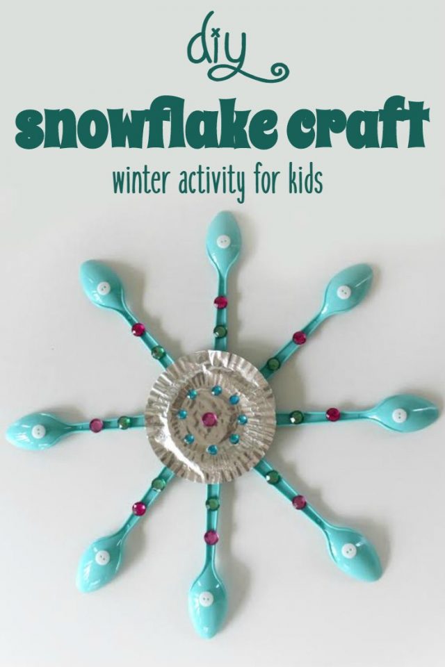 Snowflake Craft Easy & Fun Activity For Kids - Easy Peasy Creative Ideas
