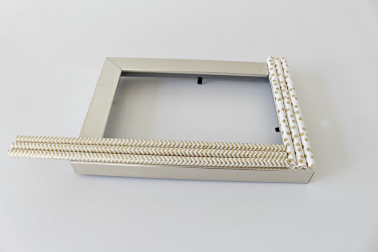 Straw Frame Fun Craft Idea To Decorate A Boring Photo Frame
