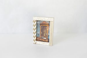 Straw Frame Fun Craft Idea To Decorate A Boring Photo Frame