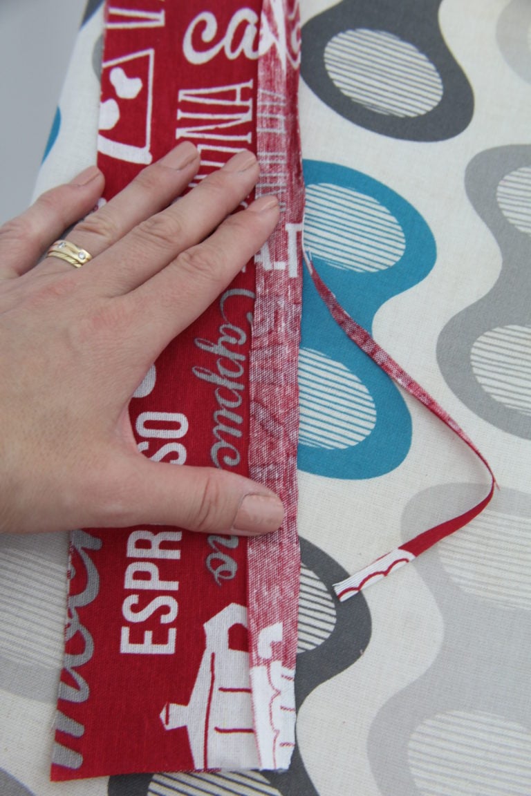 Easy to Sew Flat Felled Seam - Easy Peasy Creative Ideas
