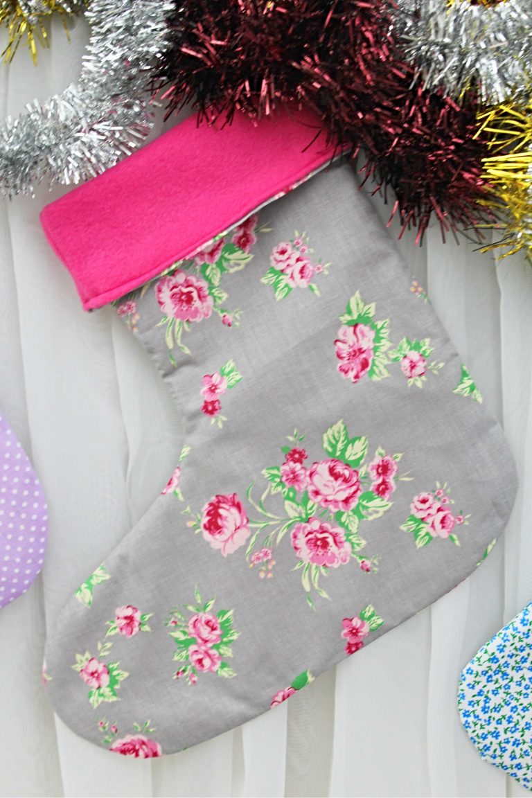 Simple Christmas Stocking Sewing Pattern - Easy Peasy Creative Ideas