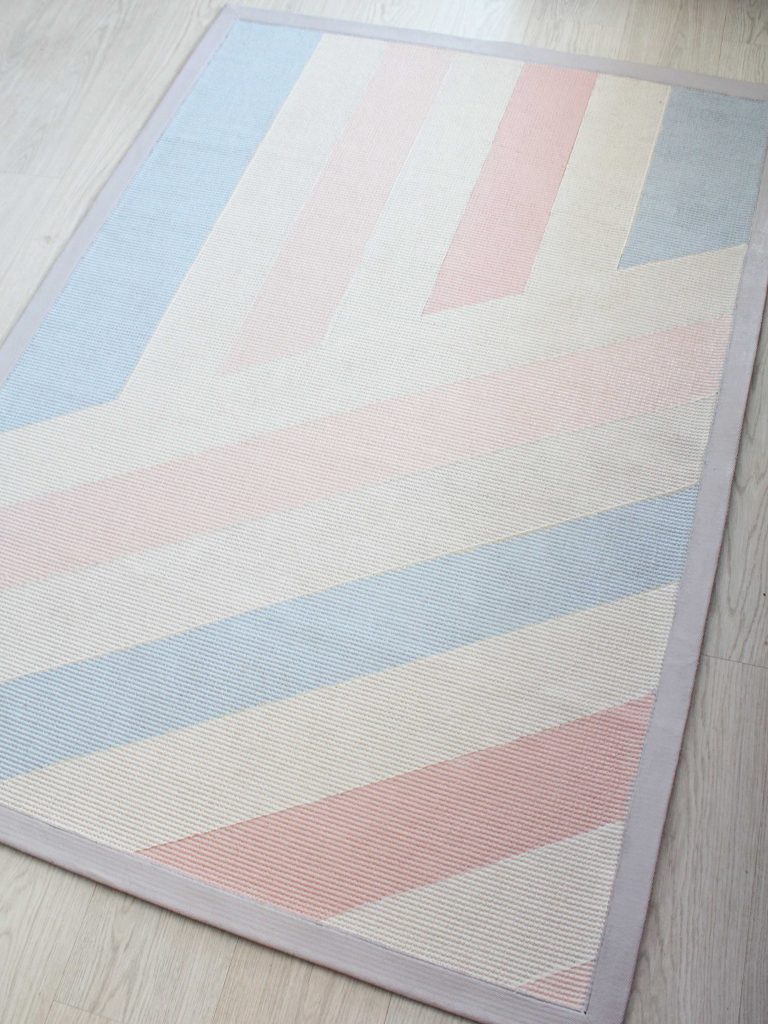 DIY Painted Rug Easy Method For Recycling An Old Canvas Rug