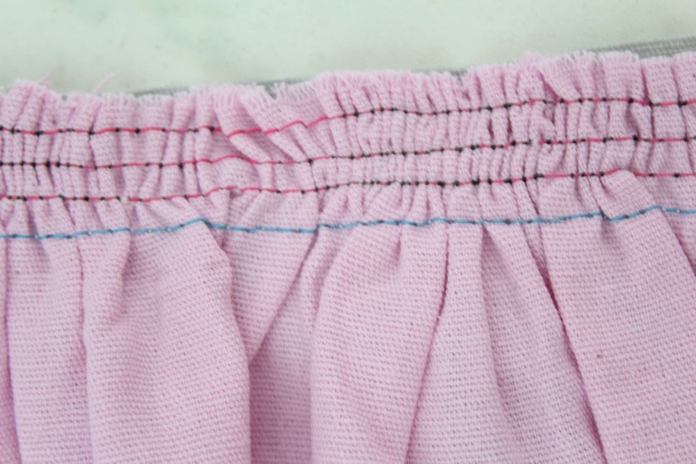 How To Gather Fabric For Perfect Even Ruffles - Easy Peasy Creative Ideas