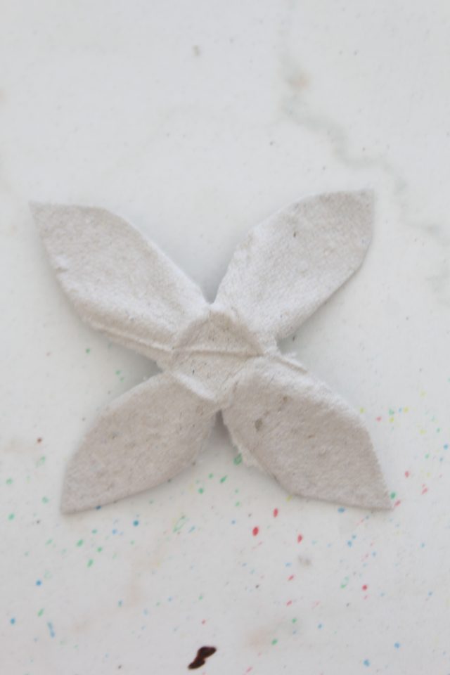 DIY Cotton Branches Farmhouse Décor - Easy Peasy Creative Ideas