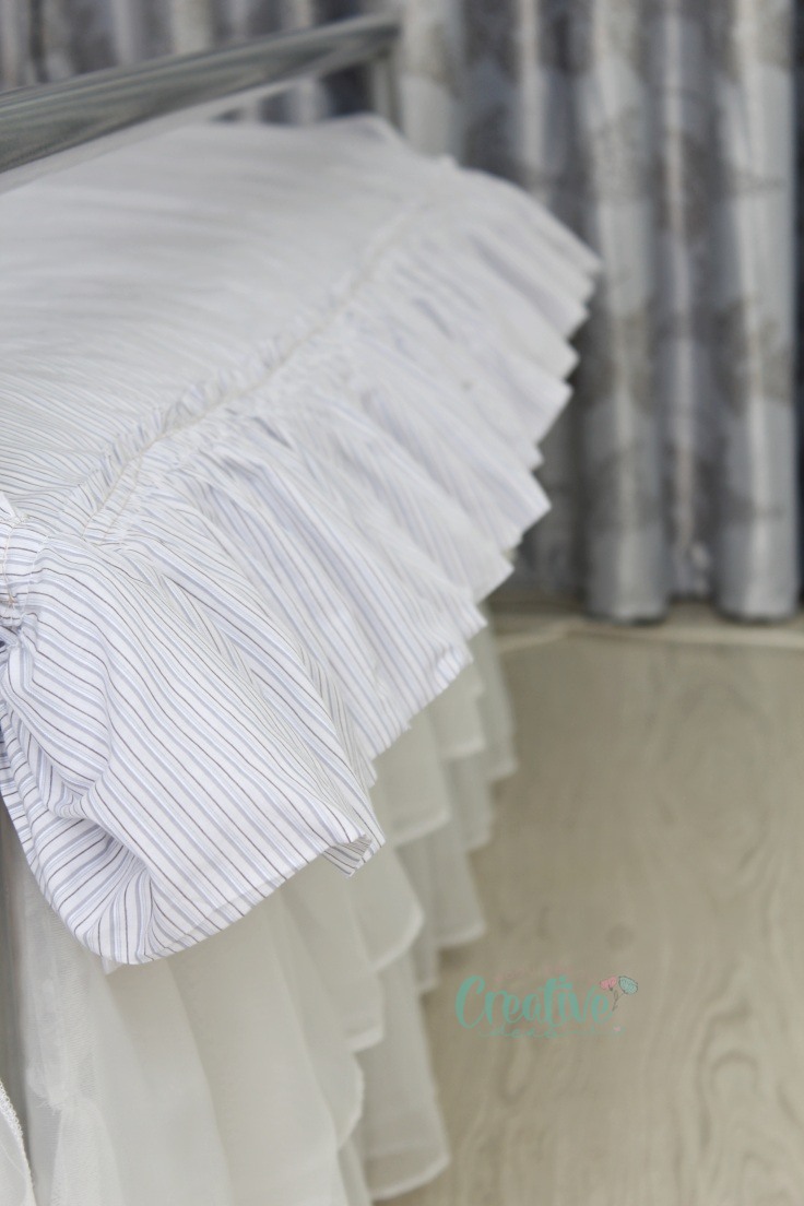 DIY Throw Blanket Ruffled & Double Sided From Linen Fabric
