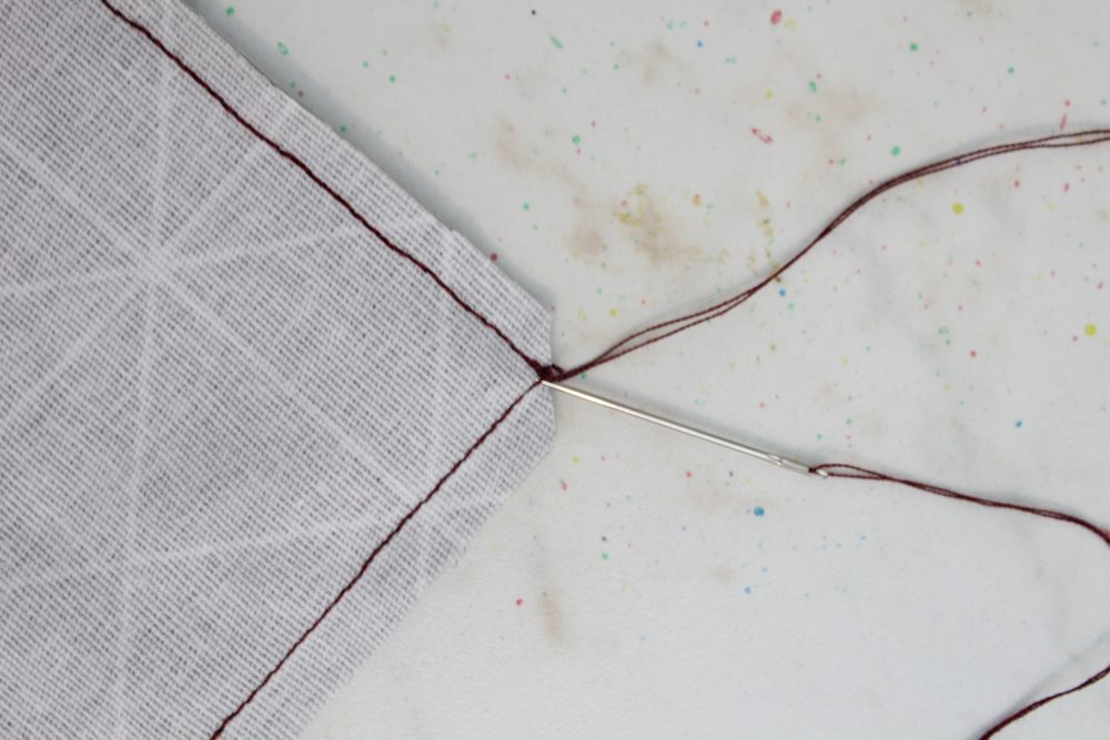 The Best Method For Sewing Corners - Easy Peasy Creative Ideas