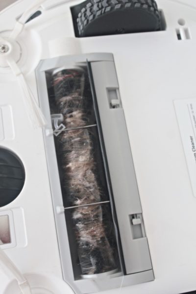 How To Clean Vacuum Brush Easily - Easy Peasy Creative Ideas