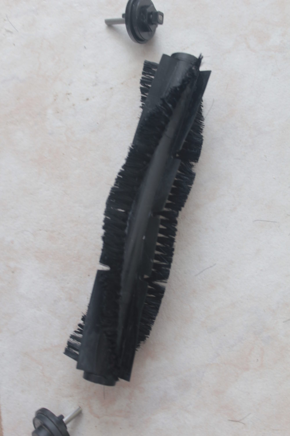 How To Clean Vacuum Brush Easily - Easy Peasy Creative Ideas