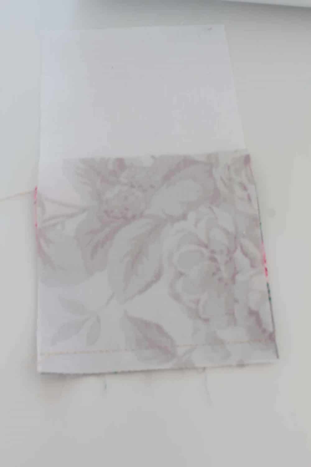 Quilted Sewing Mat With Thread Catcher - Easy Peasy Creative Ideas