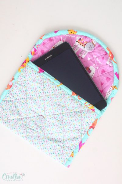 Super Easy Quilted DIY Tablet Case - Easy Peasy Creative Ideas