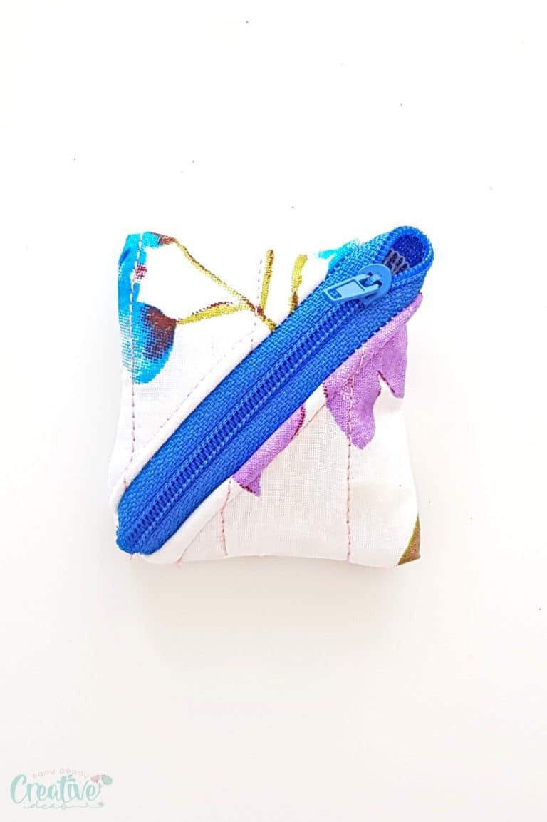 Here's How to Sew A Cute Zipper Coin Purse - Easy Peasy Creative Ideas