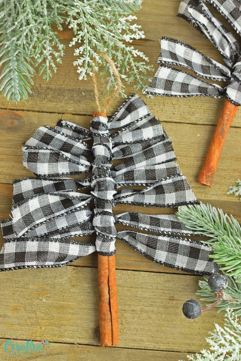 Cinnamon Stick Ornaments 5 Minutes Craft - Easy Peasy Creative Ideas