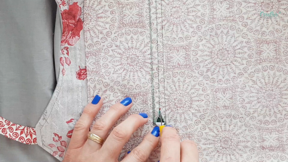 How To Sew a Welt Zipper Pocket to a Bag - Easy Peasy Creative Ideas