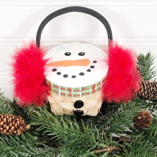 Fun & Festive Basket Snowman Craft - Easy Peasy Creative Ideas