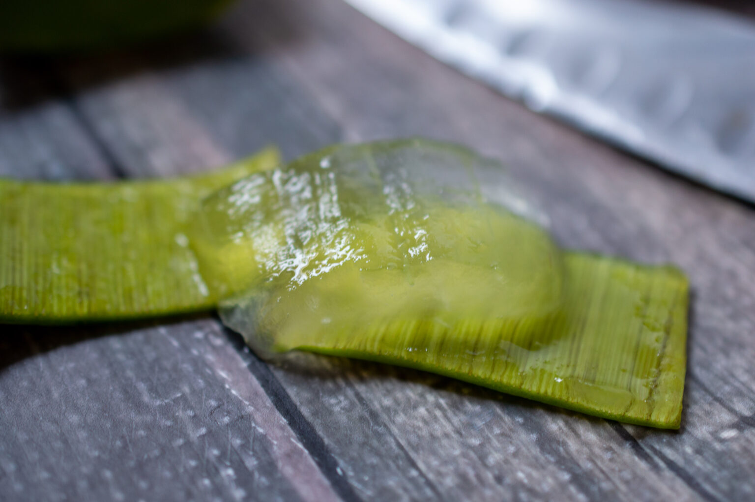 DIY Smoothing Aloe Vera Lip Scrub - Easy Peasy Creative Ideas
