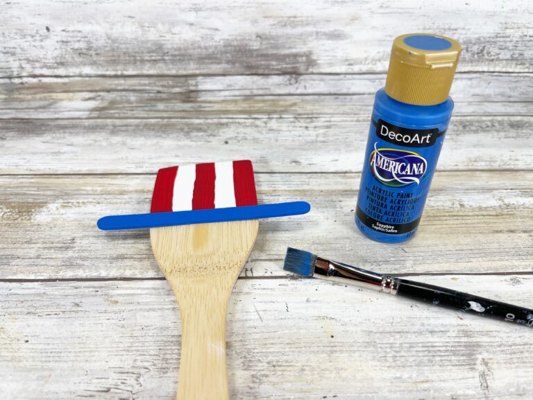 4th of July Uncle Sam Craft with Wooden Spoon - Easy Peasy Creative Ideas