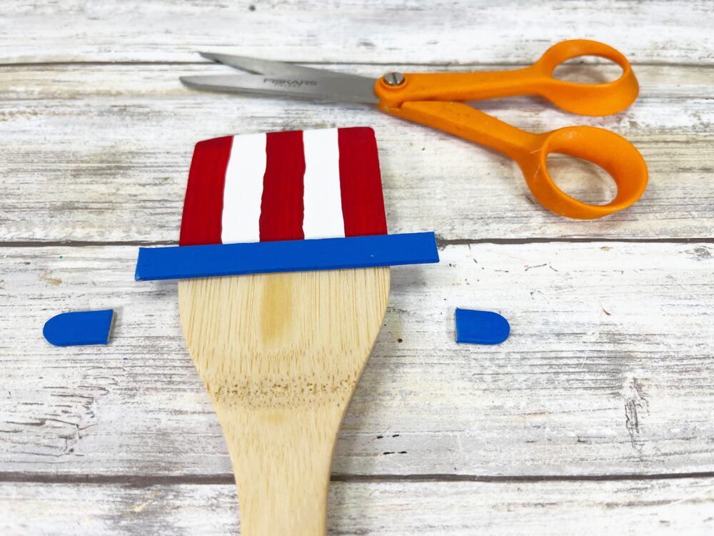 4th of July Uncle Sam Craft with Wooden Spoon - Easy Peasy Creative Ideas