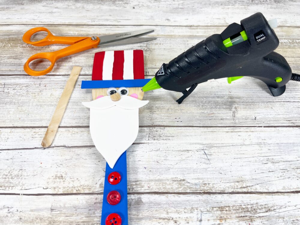 4th of July Uncle Sam Craft with Wooden Spoon - Easy Peasy Creative Ideas