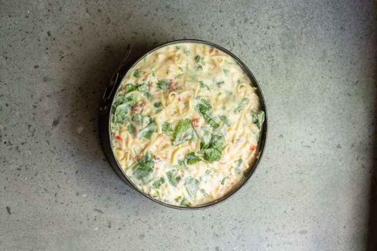 Mediterranean Spaghetti Cake - Easy Peasy Creative Ideas