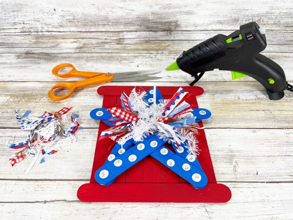 Craft Stick Star DIY 4th of July Decoration - Easy Peasy Creative Ideas