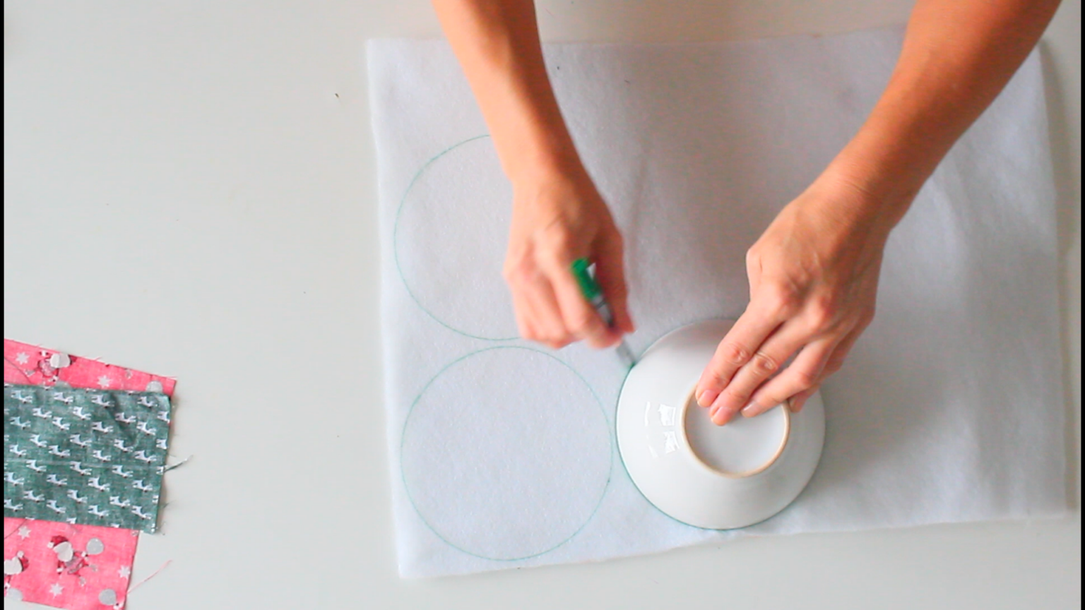 10 Minutes Sew Round Quilted Coasters - Easy Peasy Creative Ideas