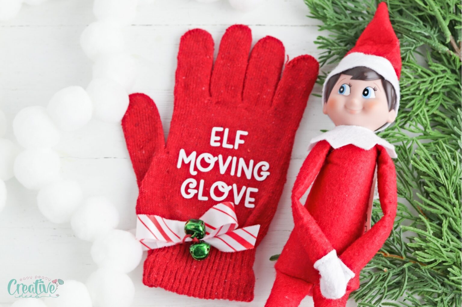 Elf moving glove craft - Easy Peasy Creative Ideas