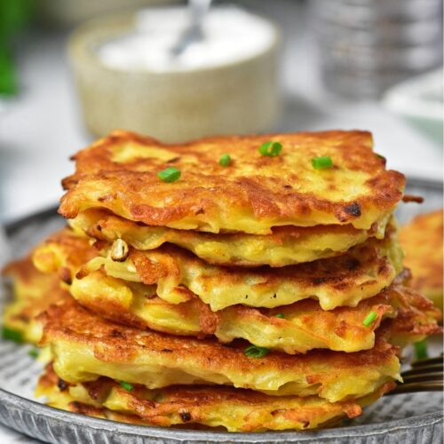 Potato Latkes aka Jewish Potato Pancakes - Easy Peasy Creative Ideas
