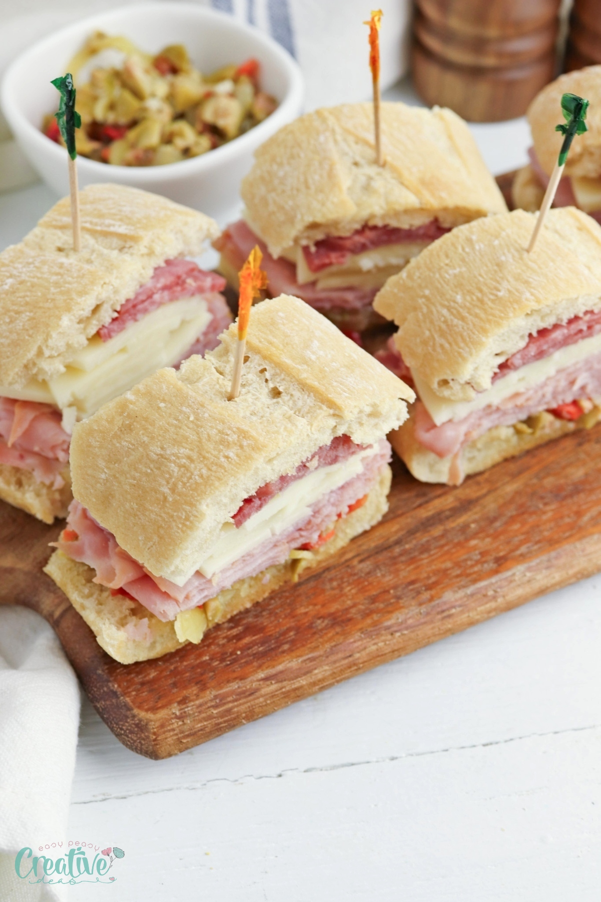 Italian muffuletta sandwich - Easy Peasy Creative Ideas